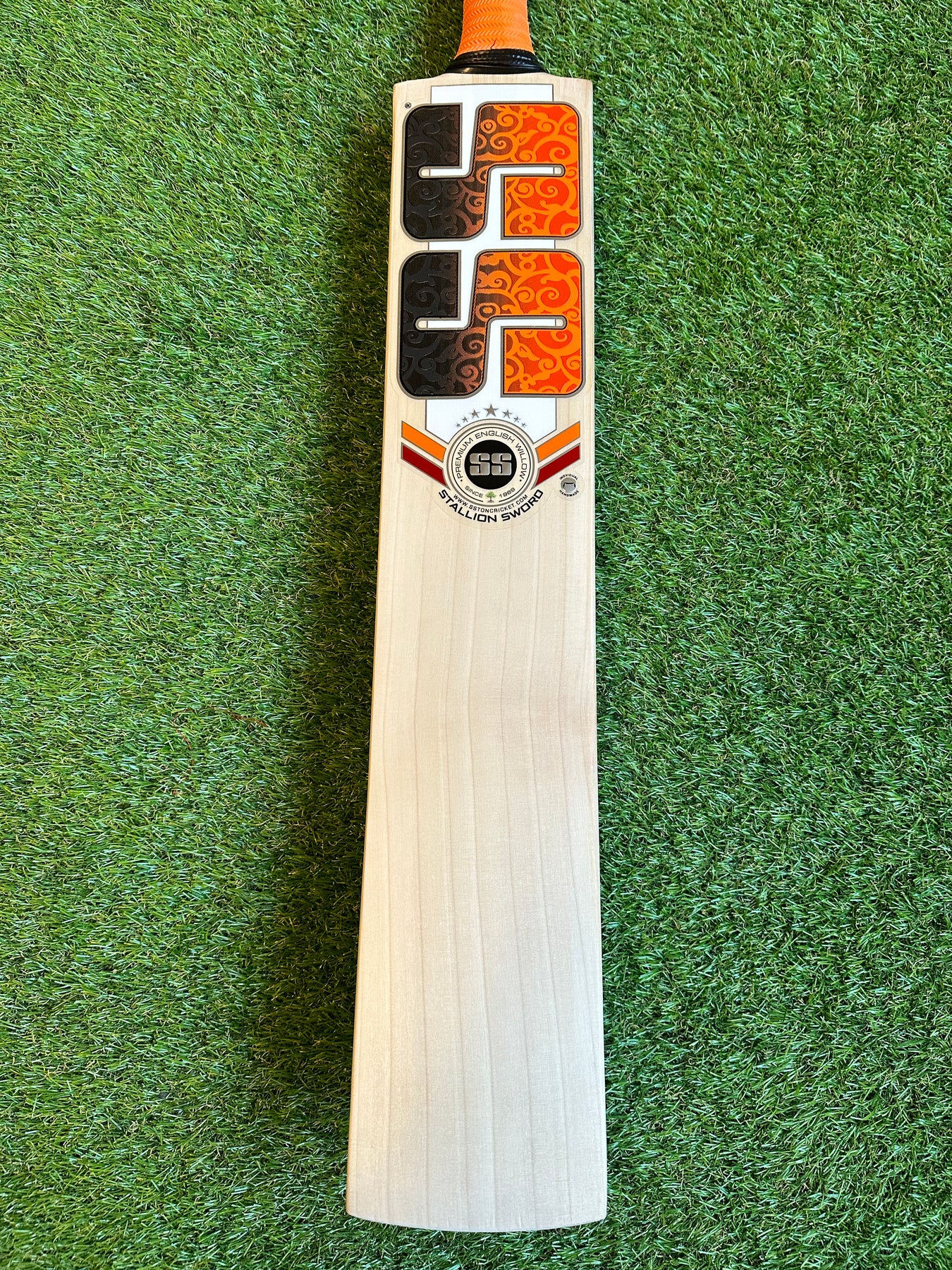 SS TON Stallion Sword Edition Cricket Bat – DKP Cricket