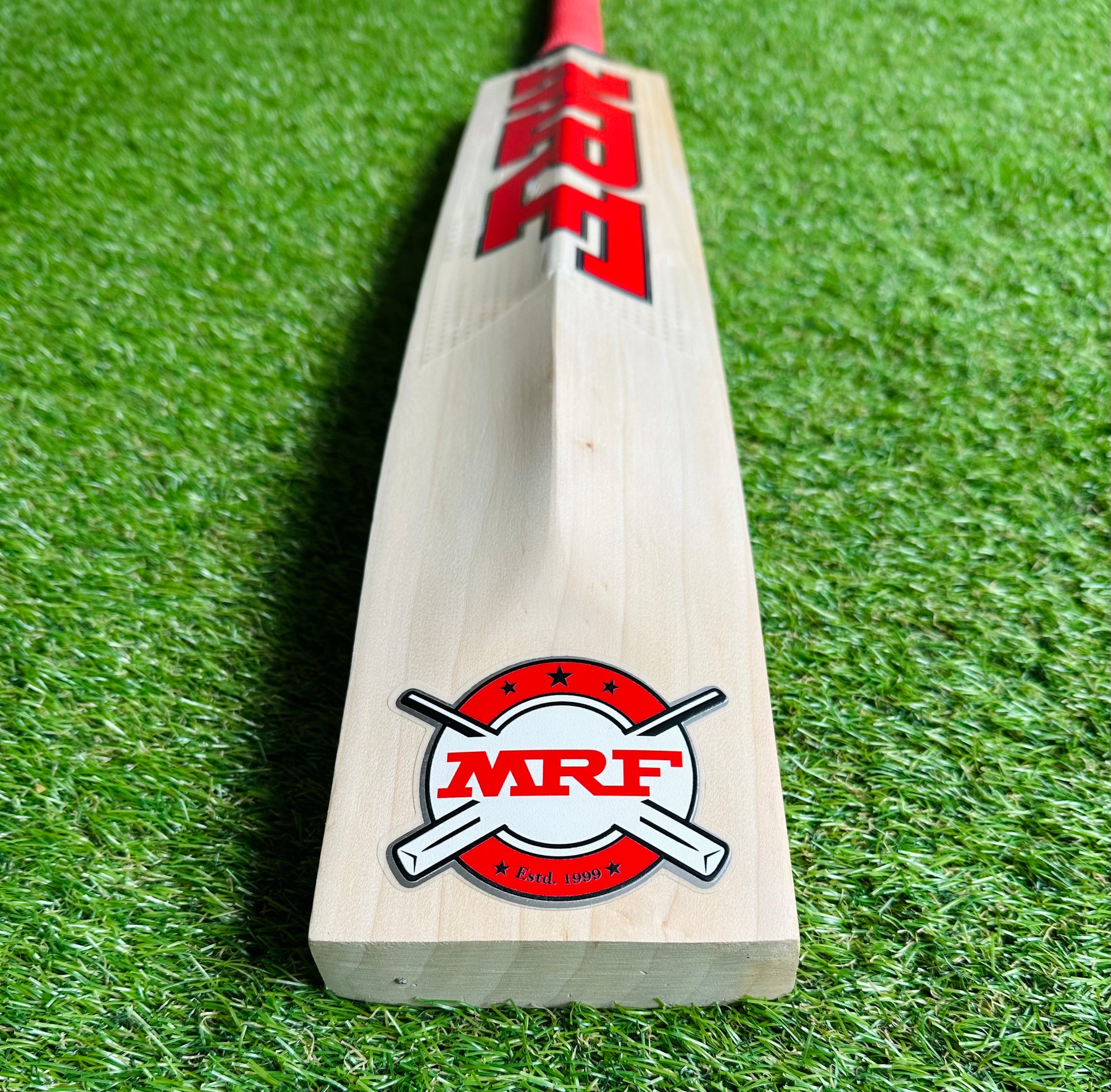 MRF Virat Kohli Limited Edition Cricket Bat – DKP Cricket