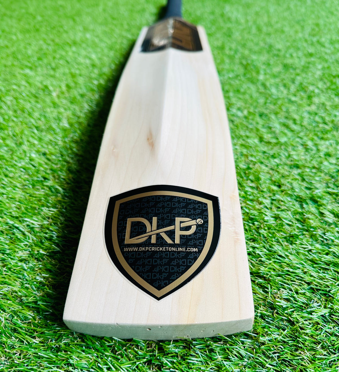 DKP Icon Cricket Bat | Harrow Size – DKP Cricket
