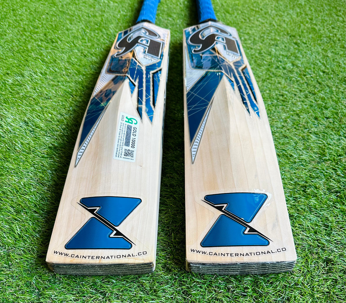CA 10000 Gold Cricket Bat – DKP Cricket